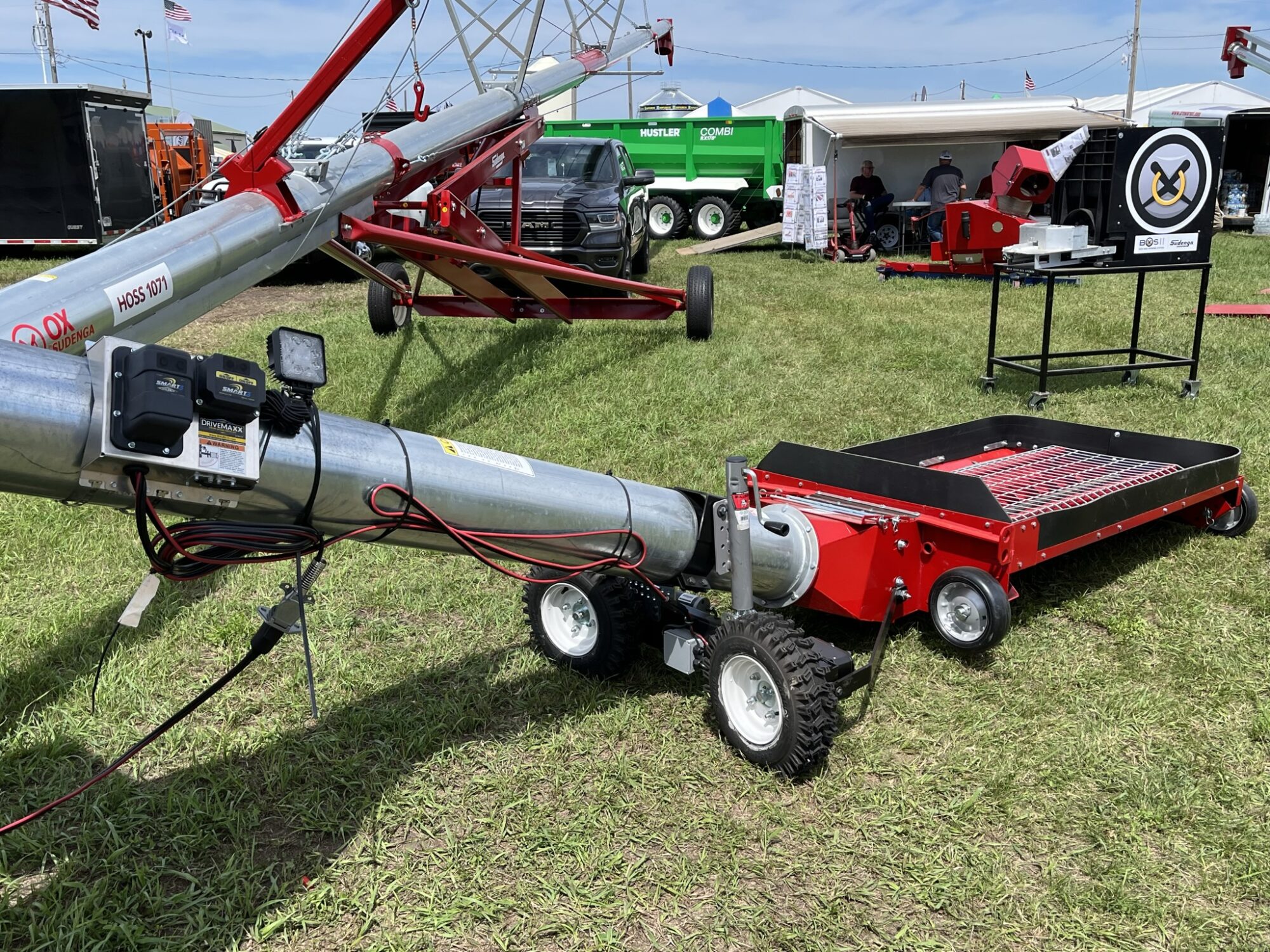 HOSS Portable Auger - Sudenga Industries Inc.